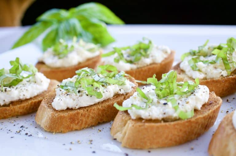Ricotta, Honey & Basil Crostini - Yummy Noises