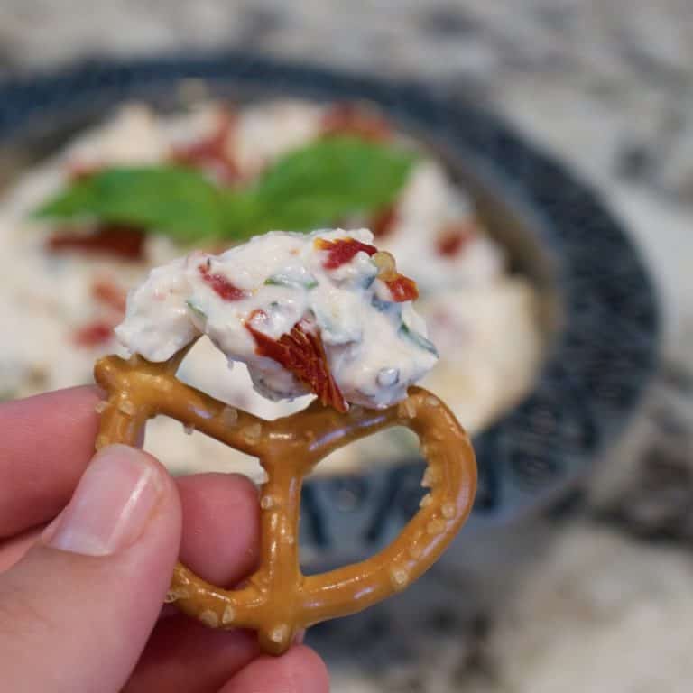 Sun-Dried Tomato Basil Dip - Yummy Noises